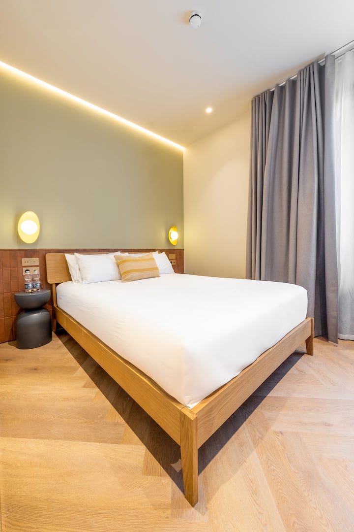 New Boutique Hotel Plaça Reial - Barcelona