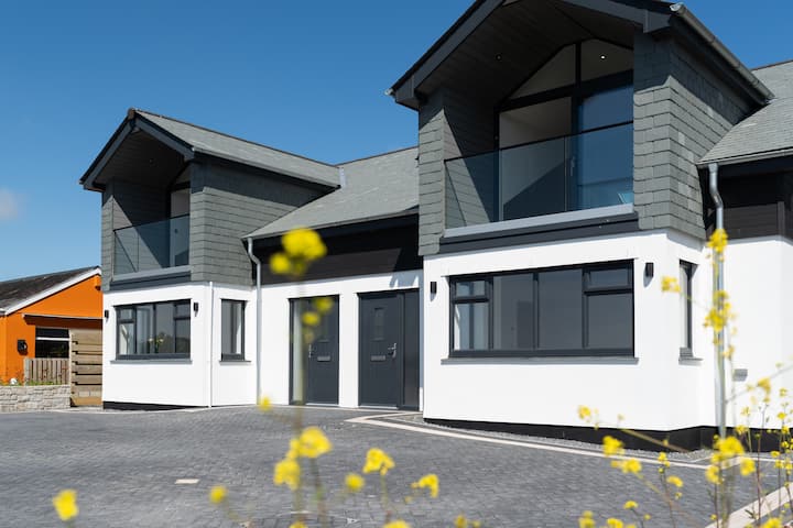 Lizard Point - Coastal Luxury With Sea Views - Lizard