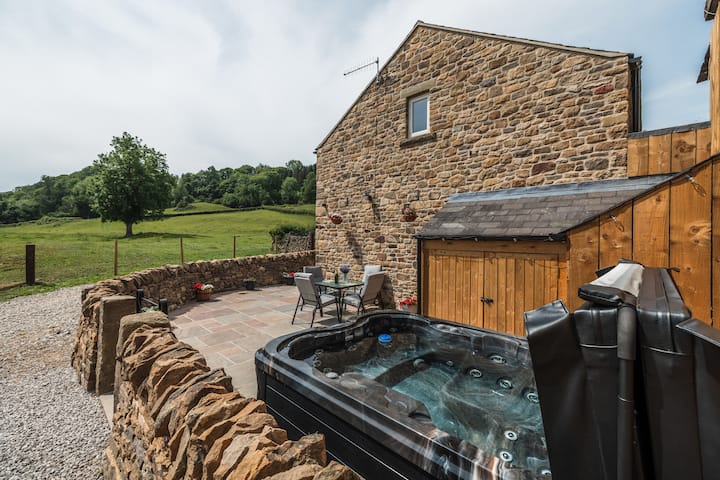 Haystack Haven Stunning Romantic Retreat - Castleton