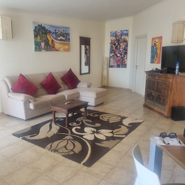 Large 3 Bedroom Apartment - Cap-Vert
