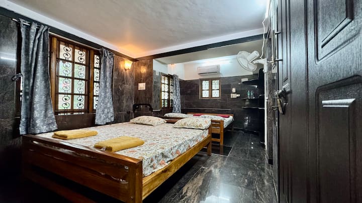 Vaibhav Villa Near Krishna Mutt - ウドゥピ