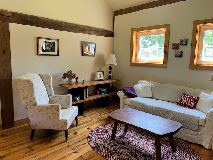 Peaceful Studio Apartment - Keene, NH