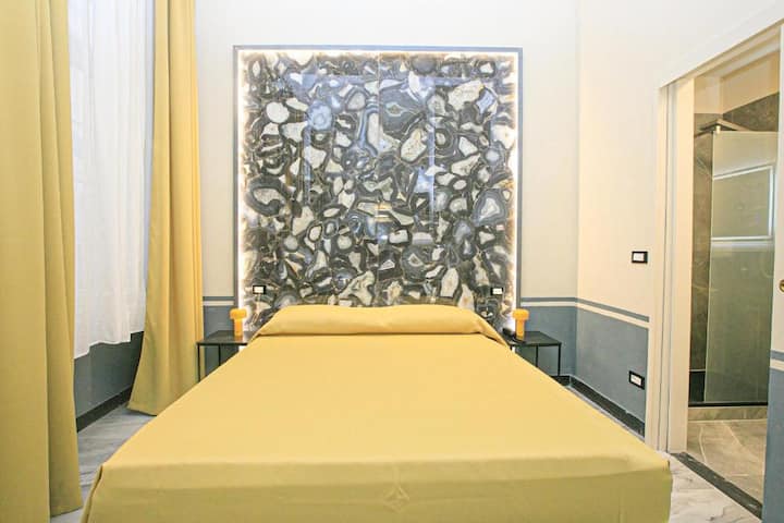 Hotel Torre Orefici - Genoa