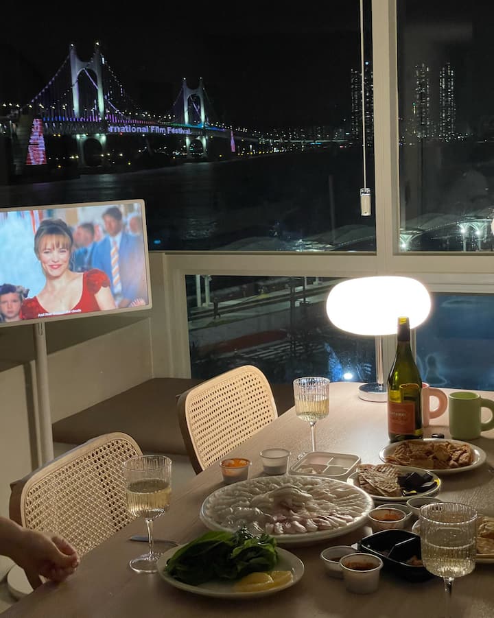 [Ali]광안대교 오션뷰 감성 Pool Villa 온수자쿠지&침실2 침대3 화장실2 #42 - Busan