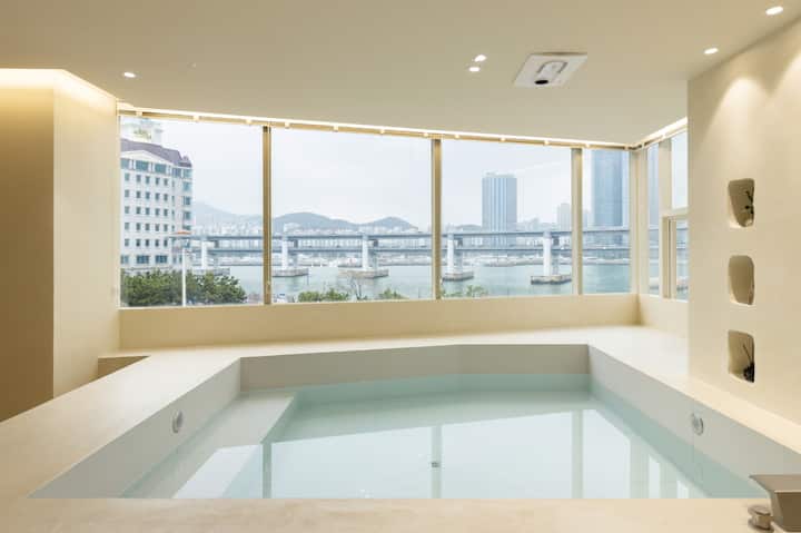 [Ali]시티&오션뷰 감성 Pool Villa 온수자쿠지 무료주차&침실2 #53 - Busan