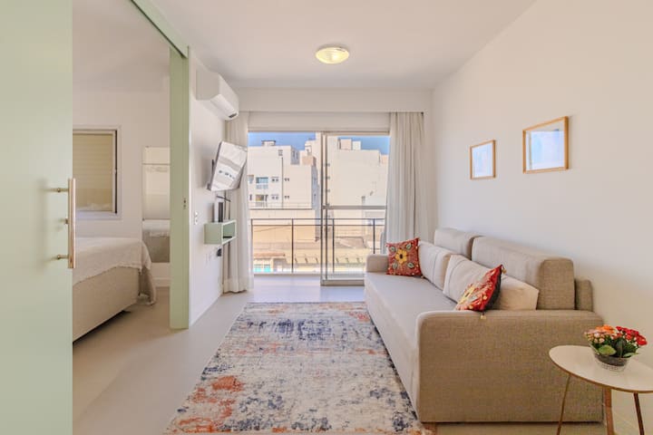 5min. Do Metrô, Vaga P/ Carro, Piscina E Academia - São Paulo