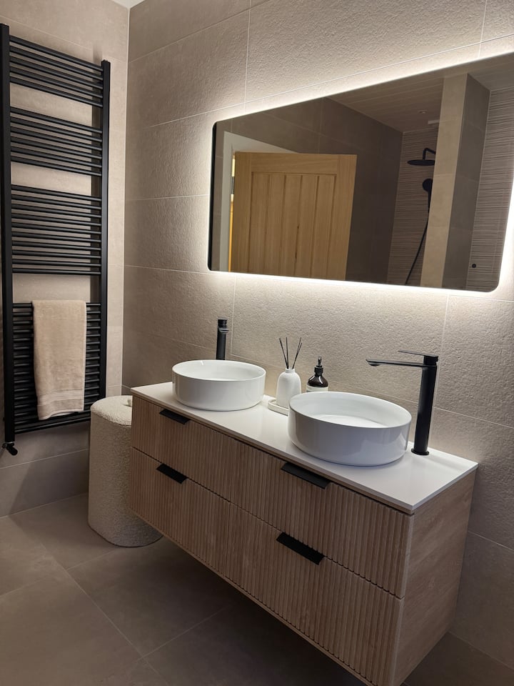 Riversdale Road
Tyrone, Omagh, Fermanagh - Omagh