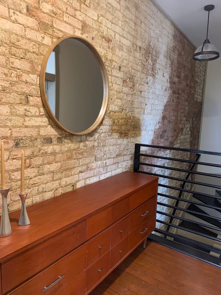 A Mid-century Modern Gem! - Waynesville, OH