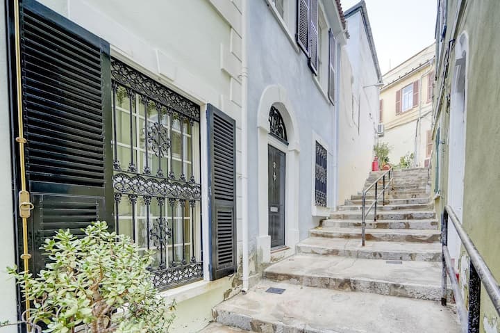 Gibraltar Town House - Gibraltar