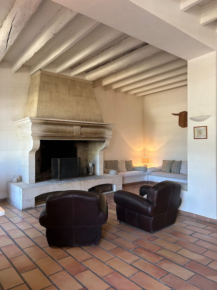 Mas Dans Une Manade En Camargue - Saintes-Maries-de-la-Mer
