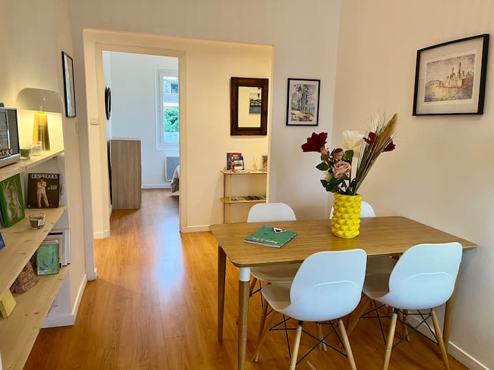 "L'atelier" 3 Pièces De 50 M² Situé à Hyères - Hyères