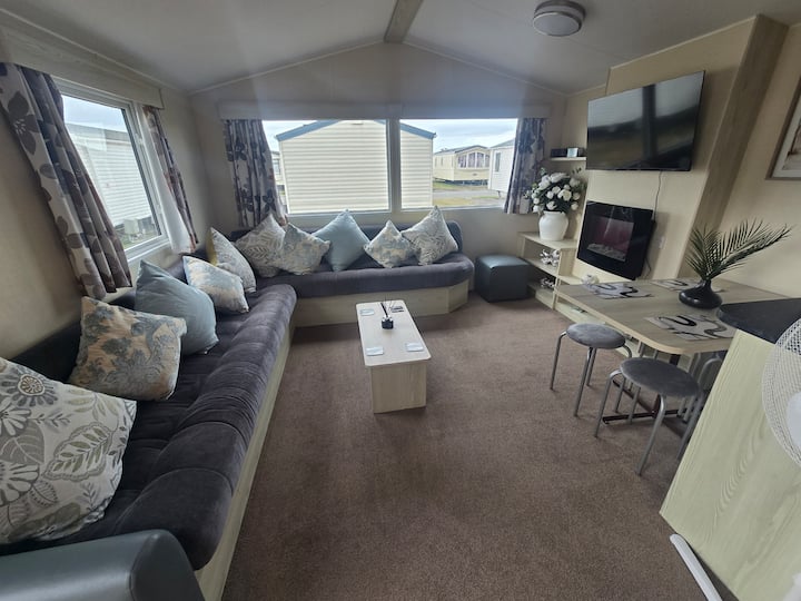 Caravan Emma 2 Bed - Prestatyn