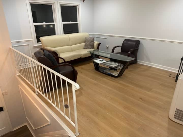 Newly Renovated, Relax And Recharge - Waldorf, MD