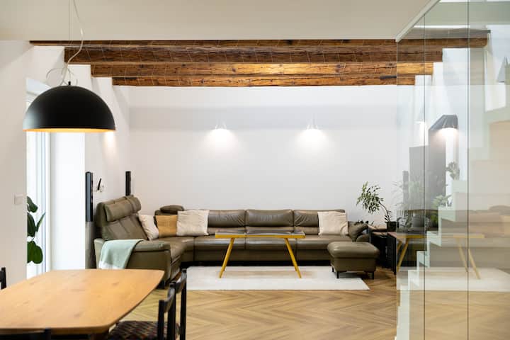 Brew & Renew | Old Town House • Garage • 295m² - Bratislava