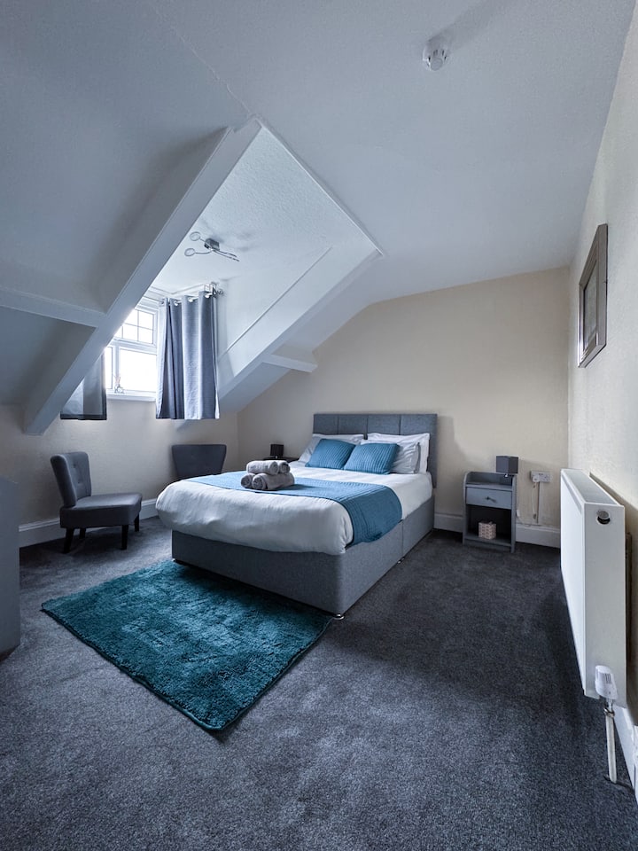 Room 6 - Paul Wood Guest House - Bowness-on-Windermere