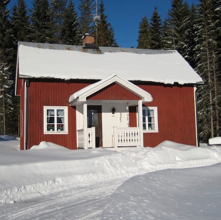 Mysig Lantlig Stuga - Schweden