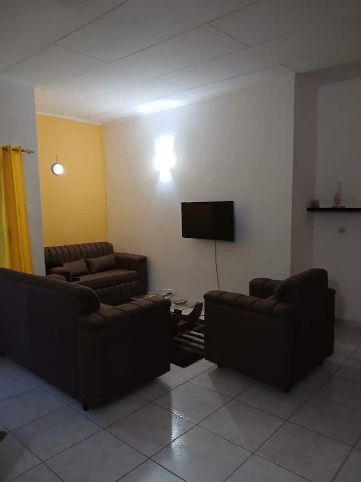 Charmant Appartement Familial à Avorbam - Libreville