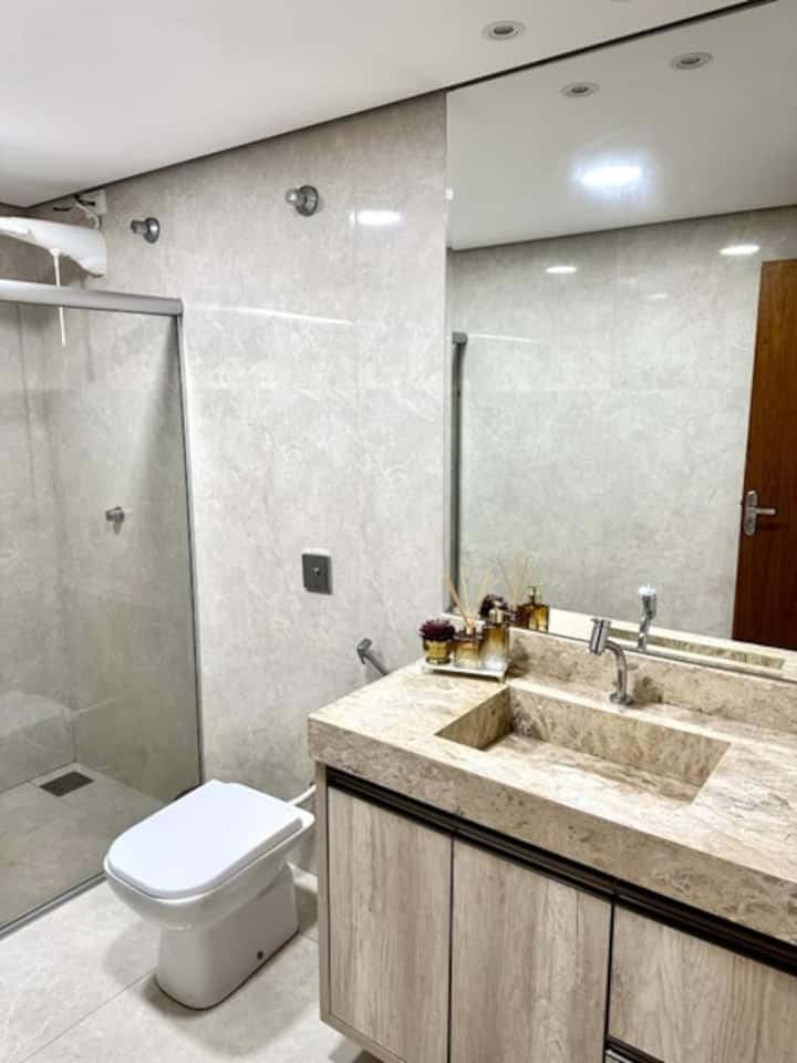 Casa 3 Quartos Com Churrasqueira Vaga 3 Carros - Campo Grande