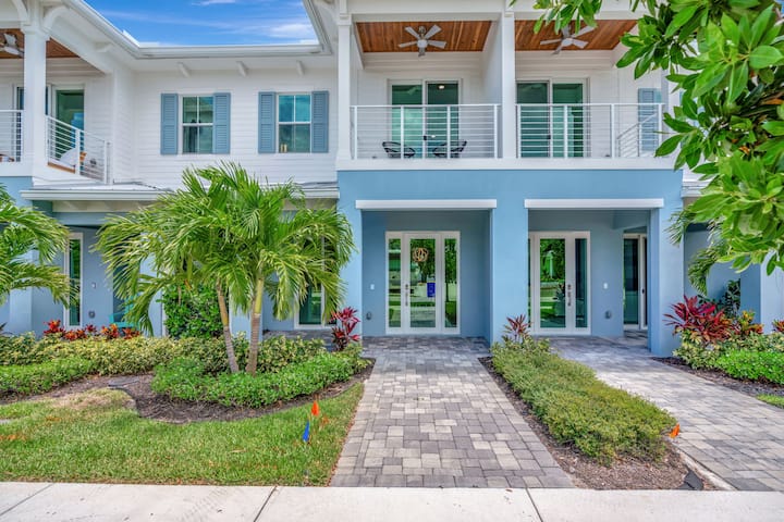 Sea Breeze Escape Townhouse - Hobe Sound, FL