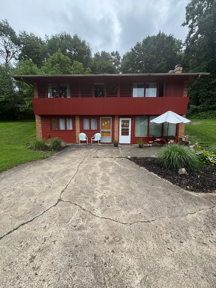 The Red House - Battle Creek, MI