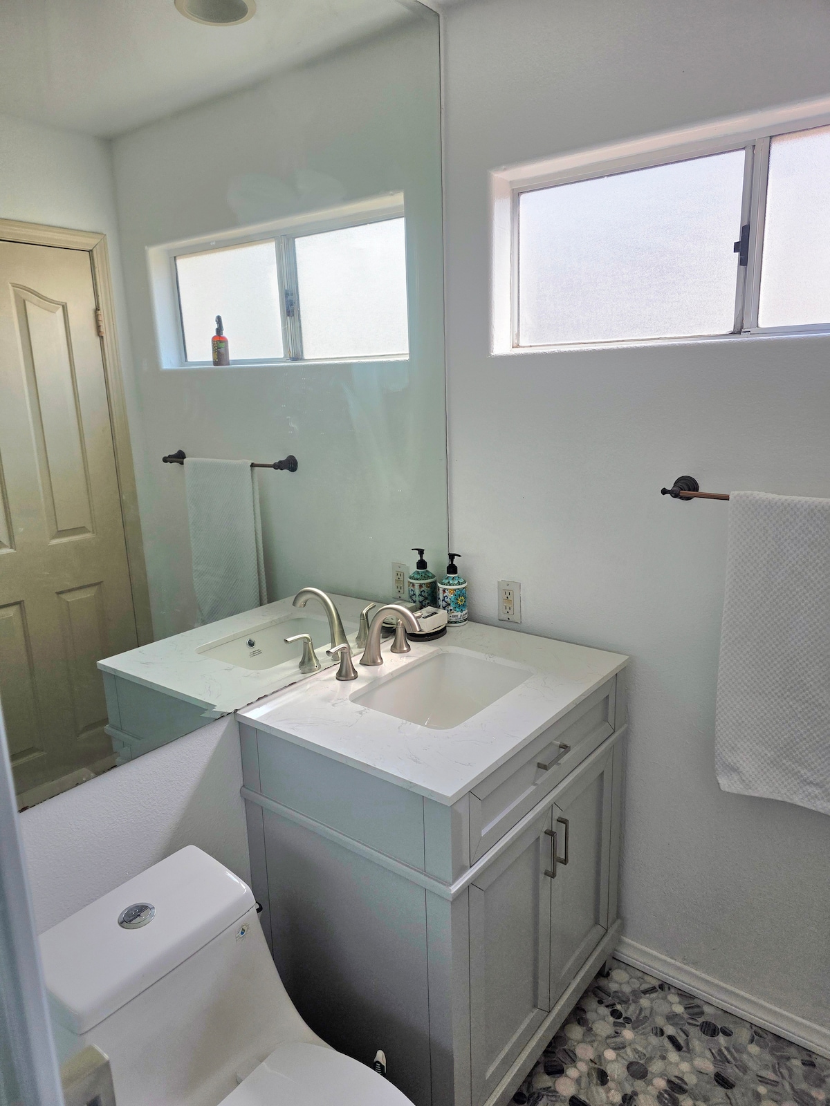 Maxwell's en Sunset Island - Departamentos en renta en Huntington Beach ...