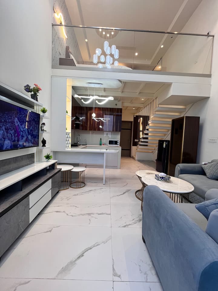 The Trenzy Home : The Loft Classic - 古爾岡