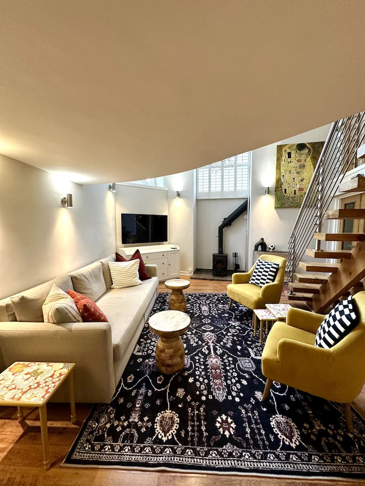 Stylish 2br Central Edinburgh | Walk To Attraction - Edinburgh