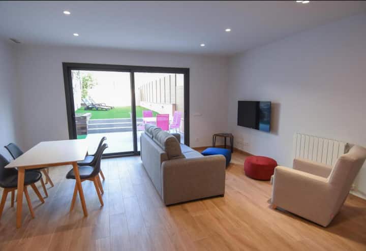 Singular Building C-19, 2nd Floor, Apartment - Salt