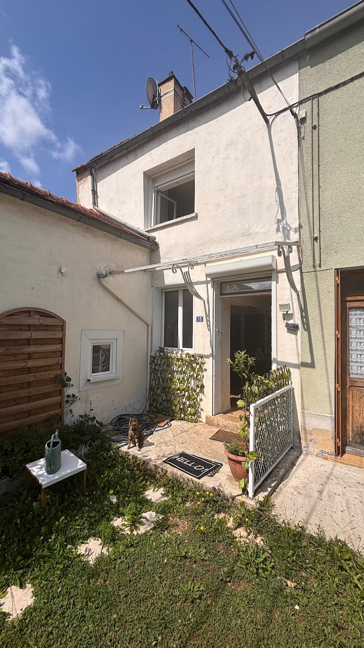 Maison Au Calme Avec Jardin - Châtillon-sur-Seine