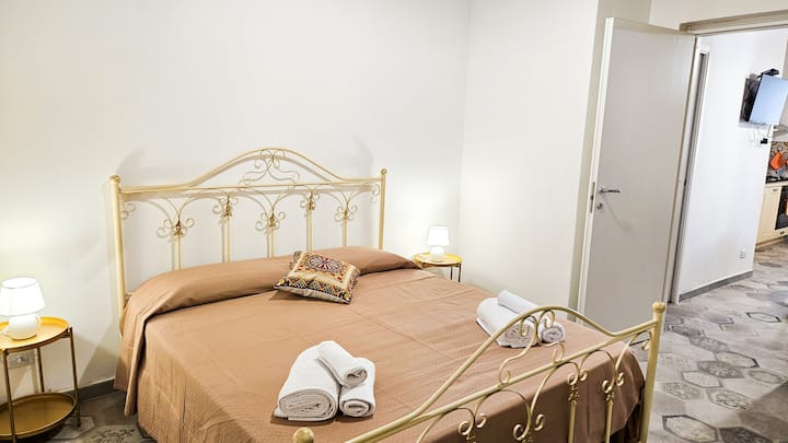 Jasmine House Ustica Heart - Ustica