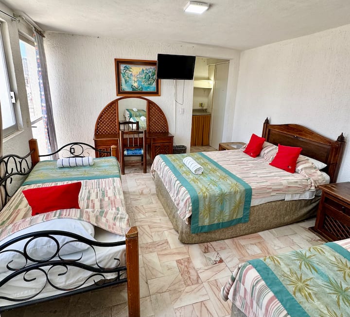 Habitación Familiar Tres Camas En El Centro Cancun - Cancún