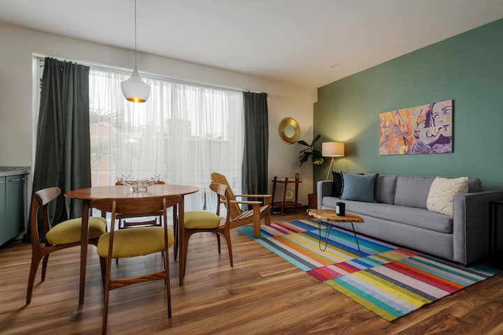 Cozy & Stylish 1br Apartment W/ Balcony - Mexico City