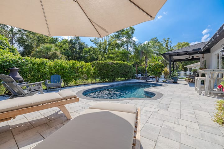 Relaxing Poolside Oasis - 5 Minutes To Sponge Dock - Tarpon Springs, FL