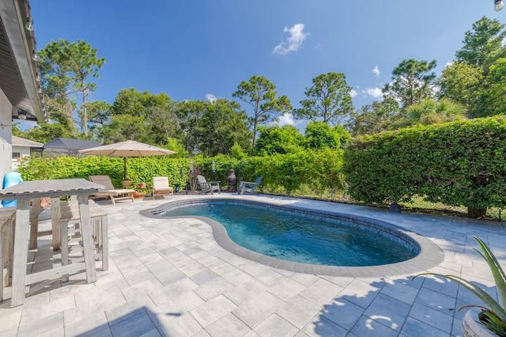 Relaxing Poolside Oasis - 5 Minutes To Sponge Dock - Tarpon Springs, FL