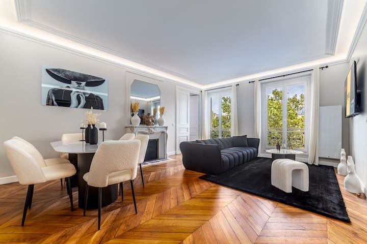 Champs ÉLysée Luxe 3 Chambres - フランス パリ