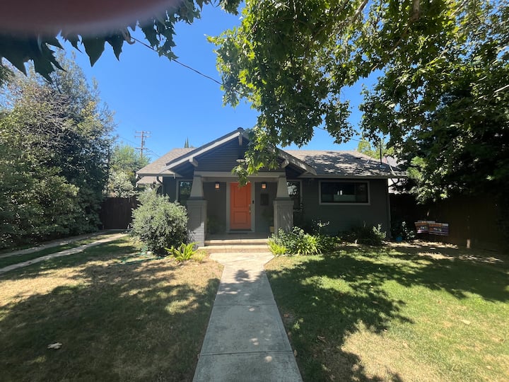 Creative Sanctuary In Best Neighborhood In Modesto - Modesto, CA