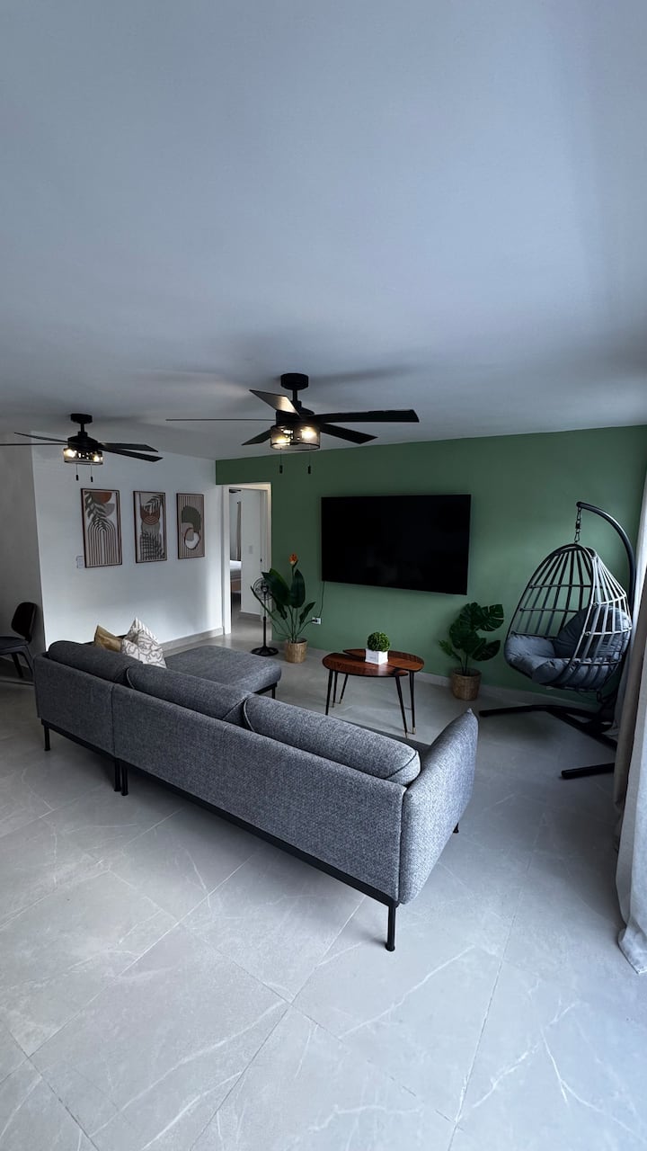 Coco Breeze Retreat: Steps From Downtown Pc - Punta Cana