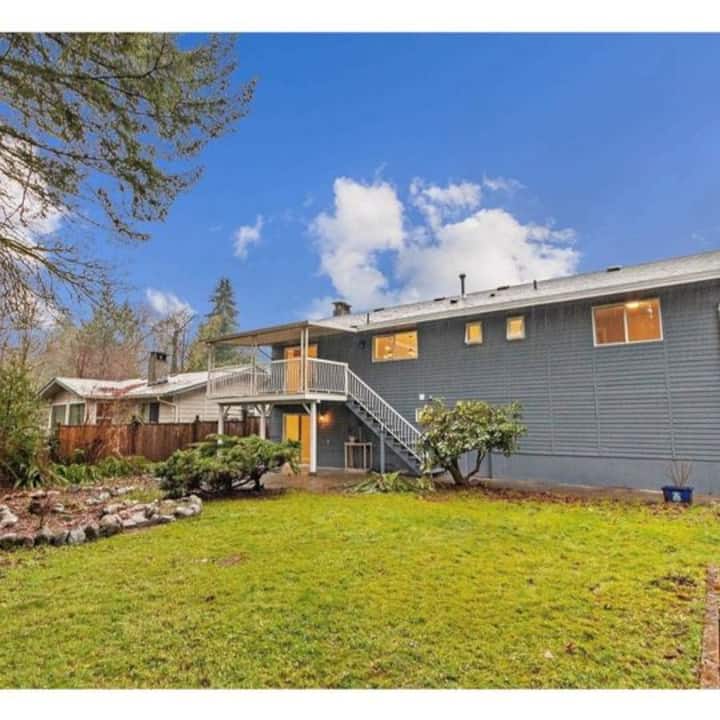 Spacious 3br Home In Maple Ridge - Maple Ridge