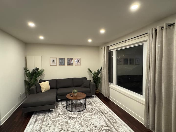 Cozy House On The Hill - Gatineau