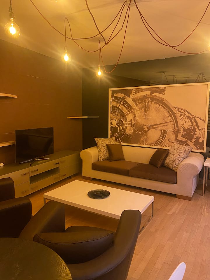 2+1 Modern Flat In Ortaköy Close To The Sea - İstanbul