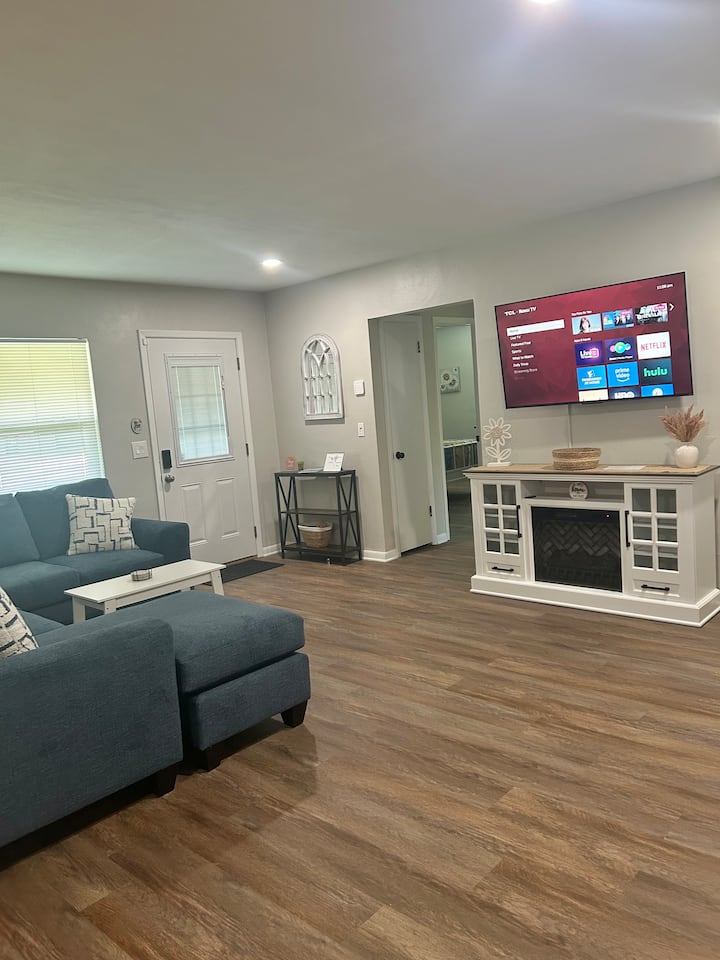 Inverness Gem! Sunroom. Grill. Garage. Renovated. - Inverness, FL