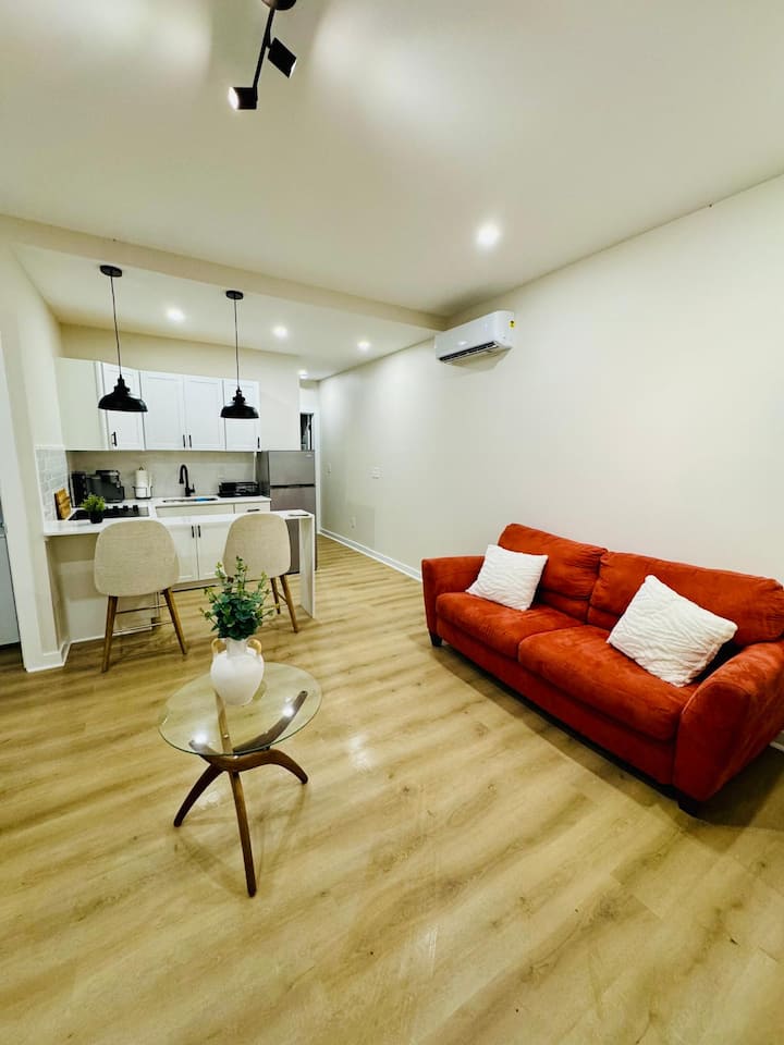 Modern Apartment Near Hospital & Downtown - Saluda Lake, SC