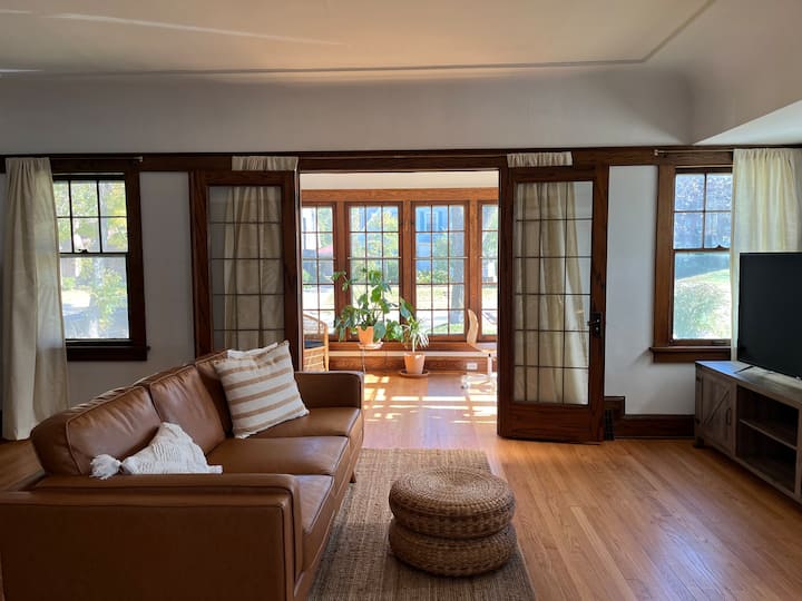 Historic Milwaukee Gem Near Lake Michigan And Uwm - Milwaukee, WI