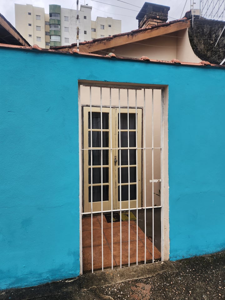 Kitnet à 300m Da Praia. - Caraguatatuba