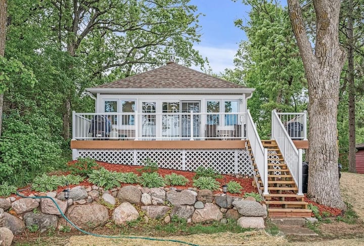 Sweet Pea Retreat - Minnesota