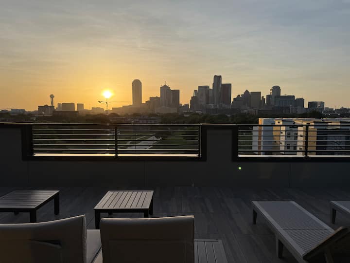 City Skyline View~free Parking~5mins From Downtown - ダラス