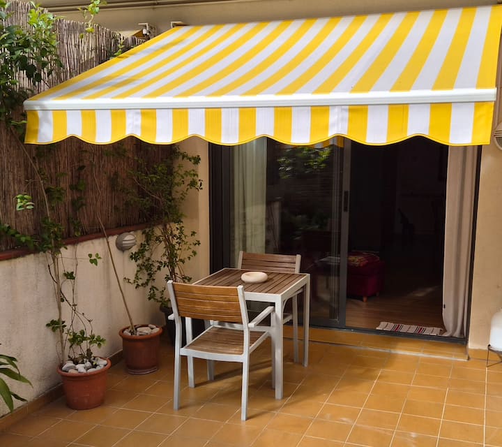 Cozy Apartment In The Center Of The Village - Rubí