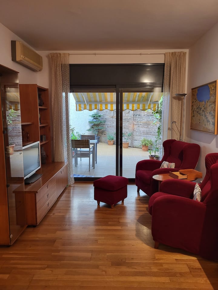 Cozy Apartment In The Center Of The Village - Sabadell