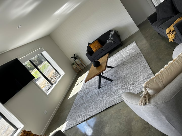 The Shack Jetty Road - Triabunna