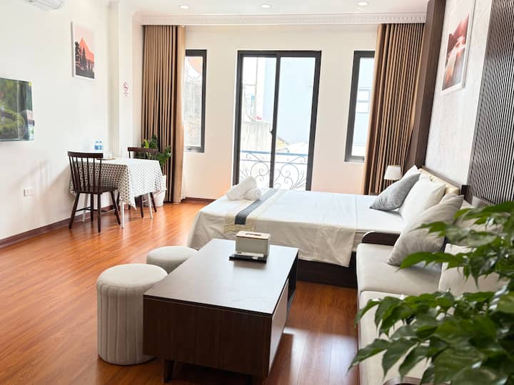 Căn Hộ Studio Hiện đạI• Tiện Nghi• Tây Hồ - Đông Anh